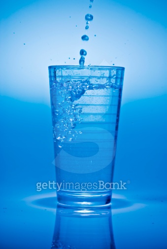 Water Glass Sequence (4 of 6) 이미지 (93470361) - 게티이미지뱅크