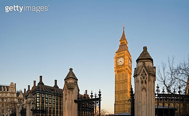 Big Ben Westminster gates London 이미지 (94980241) - 게티이미지뱅크