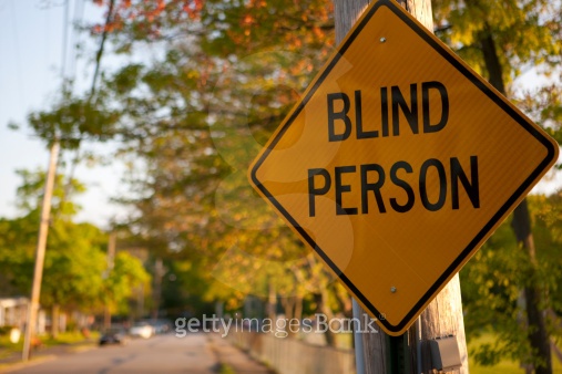 Close-up of a Blind Person signboard 이미지 (98412814) - 게티이미지뱅크