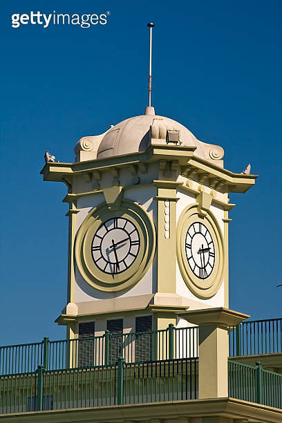 Modern Clock Tower 이미지 (149071409) - 게티이미지뱅크