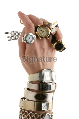 watches on hand 이미지 (182695677) - 게티이미지뱅크