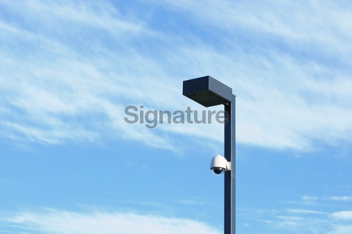 Security camera on outdoor light pole 이미지 (186828890) - 게티이미지뱅크