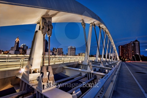 Columbus Ohio Main Street Bridge at Night Downtown Skyline HDR 이미지 ...