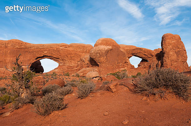 North and South Window Arch in Arches National Park 이미지 (164754828 ...