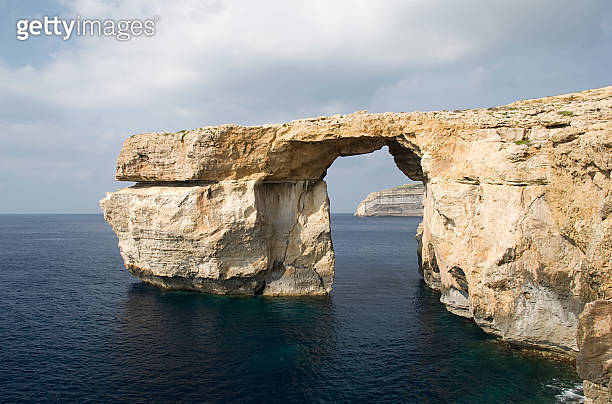 Azure Window (173763269) - 게티이미지뱅크