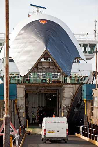 van entering raised bow ramp of the MV Caledonian Isles 이미지 (458543821 ...
