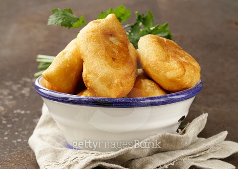 homemade fried pies with potatoes, rustic style 이미지 (523968687) - 게티이미지뱅크
