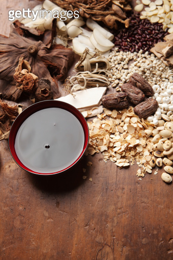 Chinese Tonic Tea from Herbal Medicine Vt 이미지 (466613253) - 게티이미지뱅크