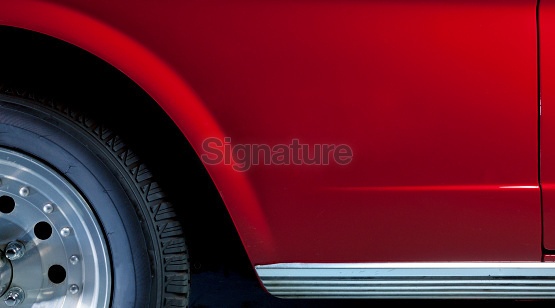 close-up of red car side 이미지 (461306253) - 게티이미지뱅크