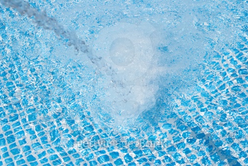 Stream of water pouring into a big pool. 이미지 (511621069) - 게티이미지뱅크