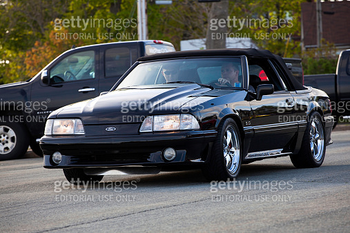 Ford Mustang 5.0 Convertible 이미지 (471550517) - 게티이미지뱅크