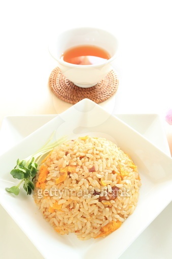 fried rice and tea 이미지 (479065018) - 게티이미지뱅크