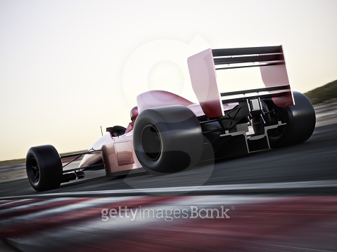 Race car back view speeding down a track 이미지 (485226300) - 게티이미지뱅크
