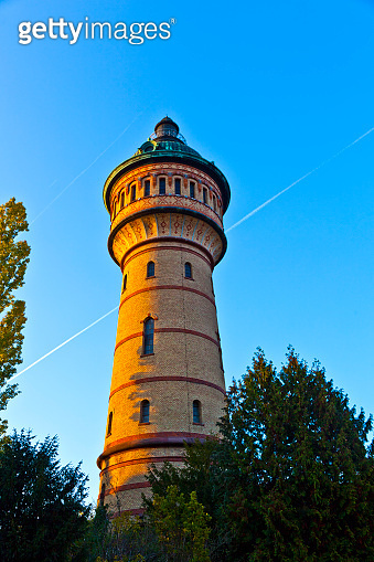 famous water tower in Wiesbaden Biebrich 이미지 (531734379) - 게티이미지뱅크