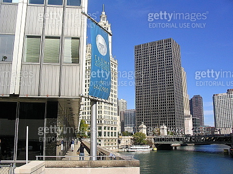 Old Sun-Times Building river walk, Wrigley Building, Michigan Avenue ...