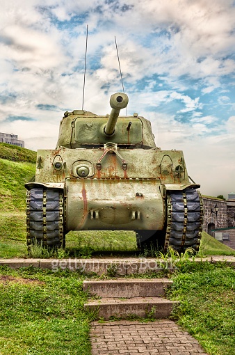 WWII M4 Sherman Tank (474318096) - 게티이미지뱅크
