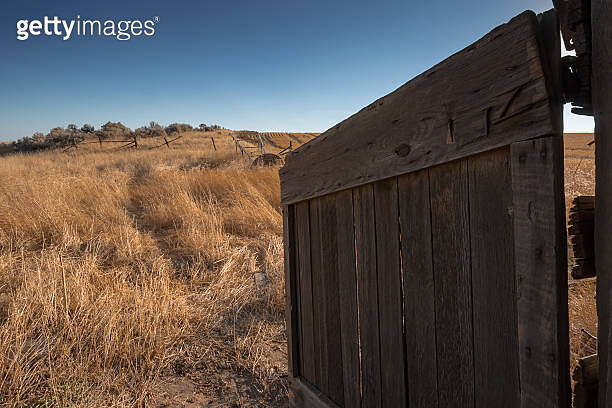 Wheat Fields Forgotten Rustic Abandoned Country Farmhouse Old West ...