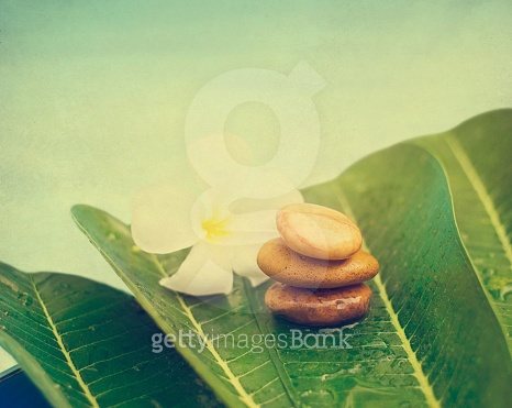 vintage color tone style of a spa 이미지 (483798154) - 게티이미지뱅크