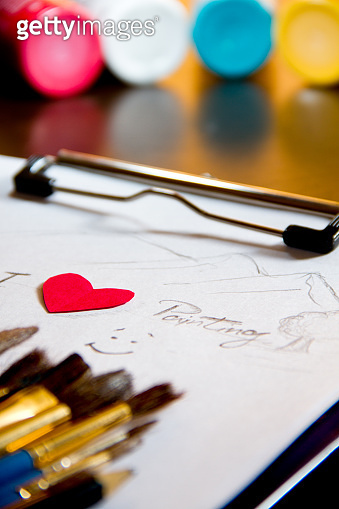 I love painting & I love to paint 이미지 (500942691) - 게티이미지뱅크