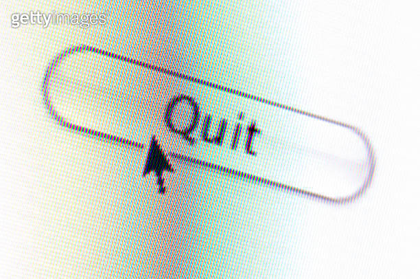 QUIT web button and mouse arrow on computer screen 이미지 (492545092) - 게티 ...