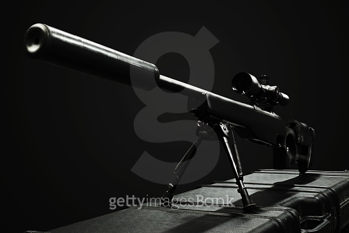 sniper rifle on the case 이미지 (498538178) - 게티이미지뱅크