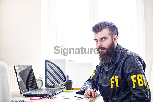 Portrait of very serious FBI agent 이미지 (473786130) - 게티이미지뱅크