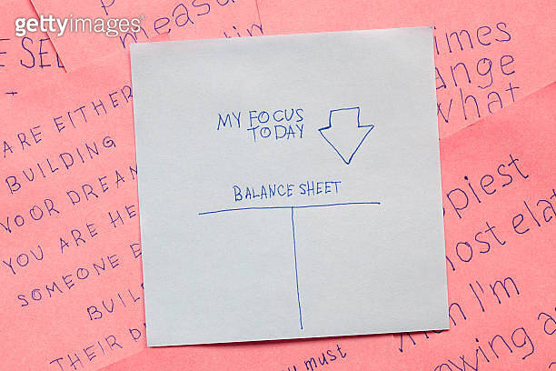 Sticky note with text my focus to day 이미지 (509198544) - 게티이미지뱅크