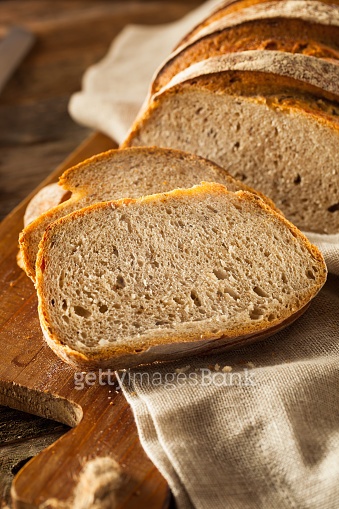 Homemade Crusty Rye Bread 이미지 (517500866) - 게티이미지뱅크