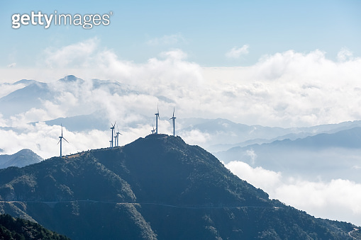 inland wind farm (618221856) - 게티이미지뱅크