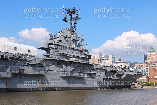 USS Intrepid, New York (466797806) - 게티이미지뱅크