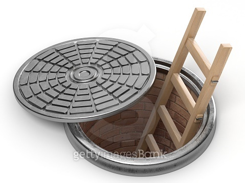Opened street manhole with wooden ladder inside. 3D (531801032) - 게티이미지뱅크