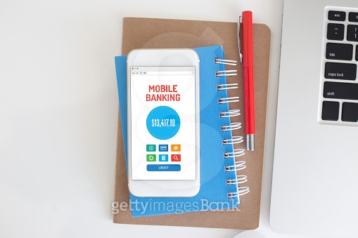 Smart phone with mobile banking application on a screen 이미지 (589121124 ...