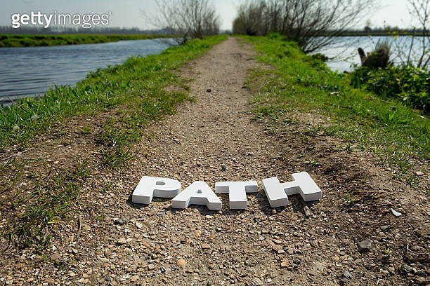 Nature path word path close up 이미지 (522873380) - 게티이미지뱅크