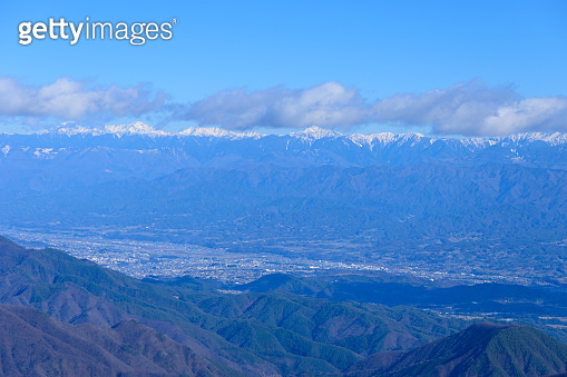 Japanese Alps view from Mt.Ena in Japan 이미지 (625663260) - 게티이미지뱅크