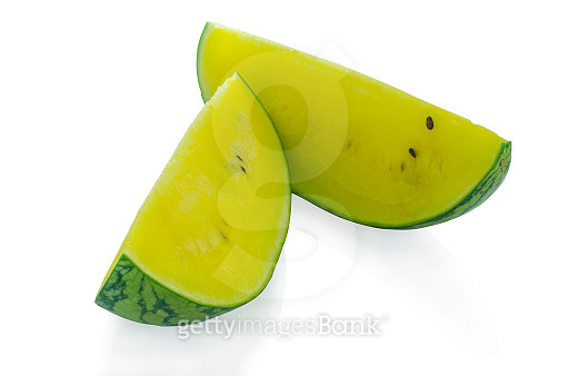 Ripe watermelon with yellow pulp (Part of section) 이미지 (621707622) - 게티 ...