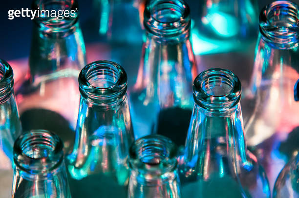 Picos de botellas 이미지 (833299656) - 게티이미지뱅크