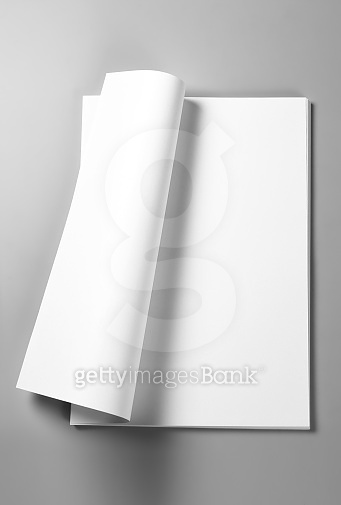 Pile of blank sheets of paper with curled upper page 이미지 (803077548 ...