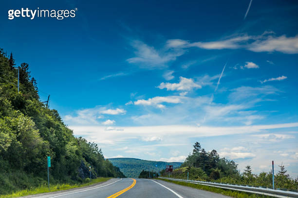 Right by the Saint Lawrence river, a look at beautiful Quebec Route 132 ...