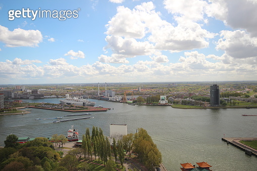 Wide overview city of Rotterdam from Euromast 이미지 (865361012) - 게티이미지뱅크