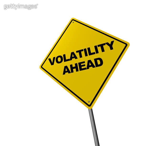 VOLATILITY AHEAD - Road Warning Sign 이미지 (820893848) - 게티이미지뱅크