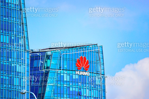 Huawei Technologies company headquarter at skyscraper in Vilnius 이미지 ...