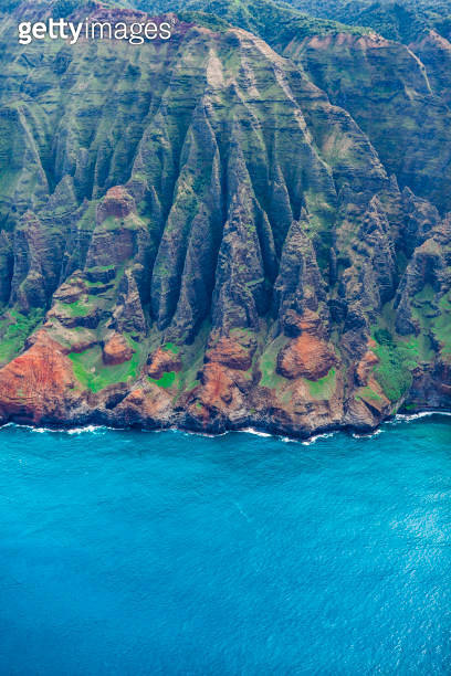 scenic landscape of the na pali coast of kauai, hawaii islands 이미지 ...