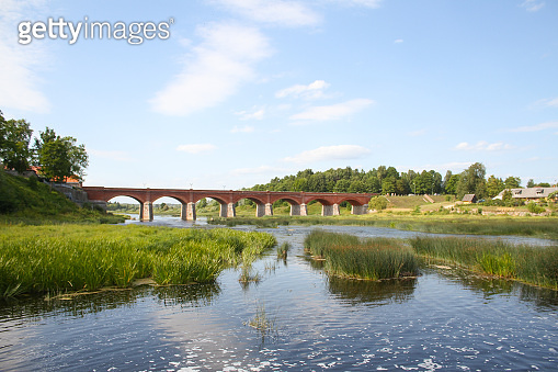 Small city, countryside architectural brick bridge over river. 이미지 ...