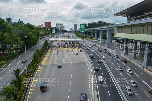 Traffic near Toll payment at SPRINT Highway, Malaysia. 이미지 (832256364 ...