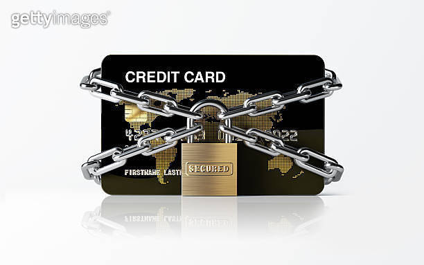 Black Credit Card Chained with Padlock 이미지 (639420948) - 게티이미지뱅크