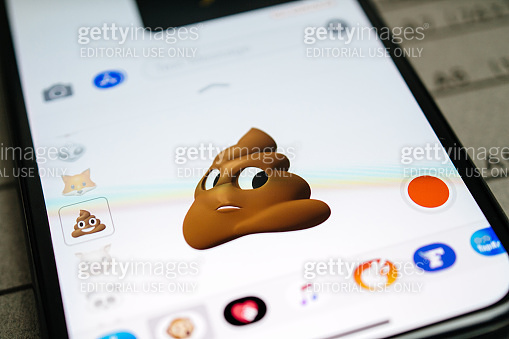 Face ID Faceial Recognition Animoji Emoji Poop 이미지 (872605048) - 게티이미지뱅크