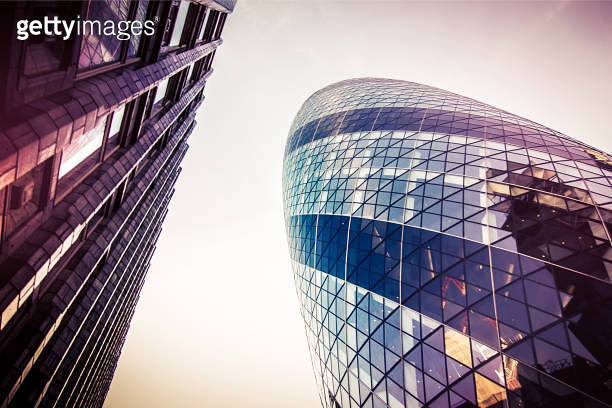 Sir Norman Foster Building (The Gherkin) (657327240) - 게티이미지뱅크