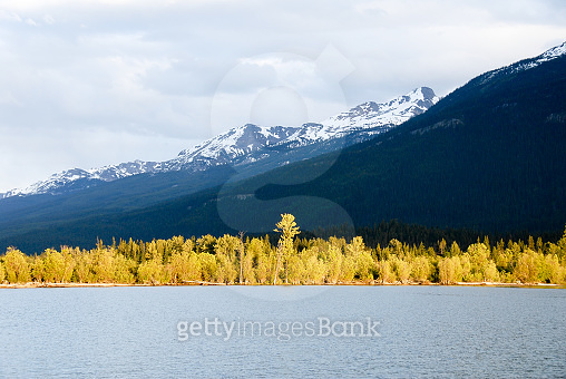 Moose Lake in the Spring Evening, Mount Robson Provincial Park ...