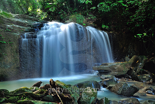 Waterfall in Kota Kinabalu, Sabah Borneo, Malaysia 이미지 (656148916) - 게티 ...