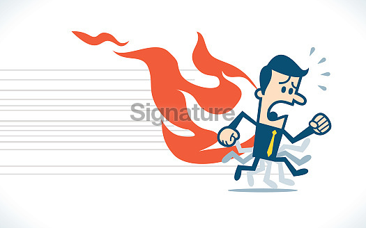 Man running with back on fire (814937048) - 게티이미지뱅크